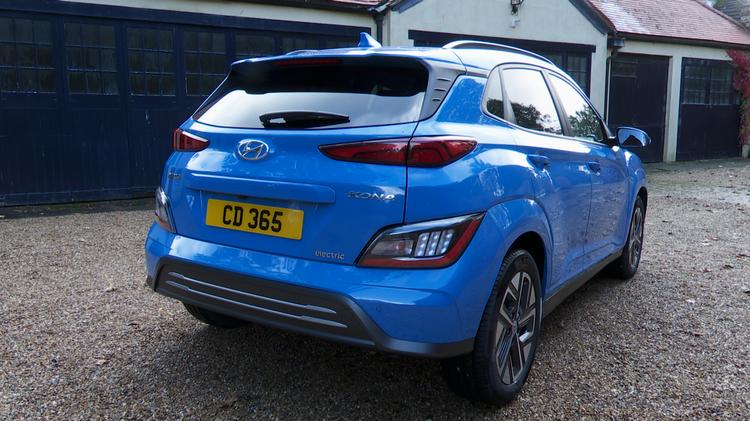 HYUNDAI KONA ELECTRIC HATCHBACK 150kW Premium 64kWh 5dr Auto Lease Deals THE LCV GROUP